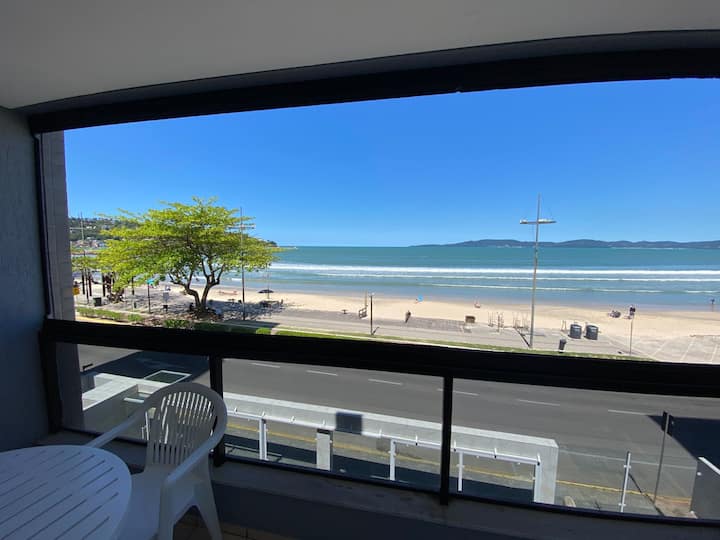Apartamento Frente Mar Em Itapema - Itapema