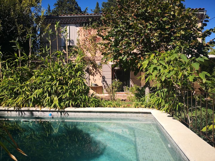 Une Oasis En Ville - Orange, France