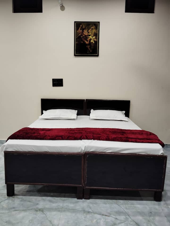 Apna Ghar Homestay - Mathura