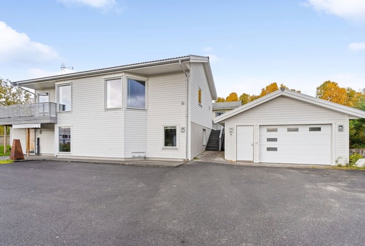 House Near Sentrum And Ski Trail - Alta