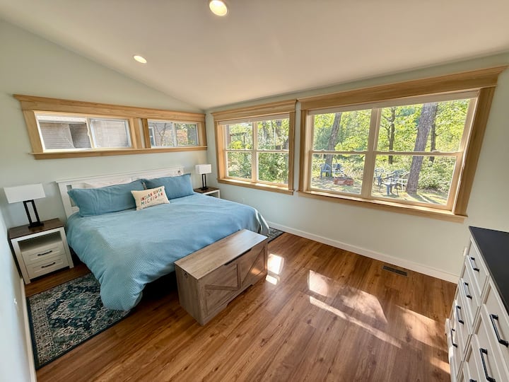 Red Sturgeon: Riverfront Escape - Kayak Burt Lake! - Indian River, MI