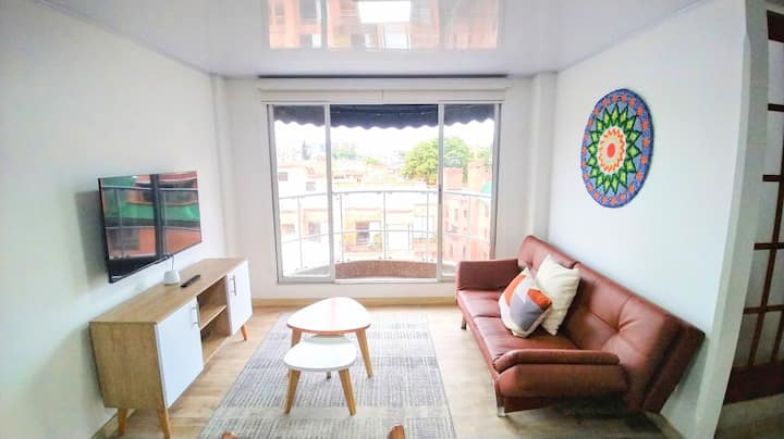 Más Cerca De Las Estrellas 703 - Bogotá