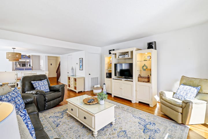 Coligny Area- 3 Bedroom Villa - Hilton Head Island, SC