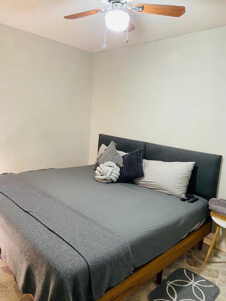 •Facturamos• Depa Acerina… Tu Hogar Lejos De Casa - San Luis Potosí