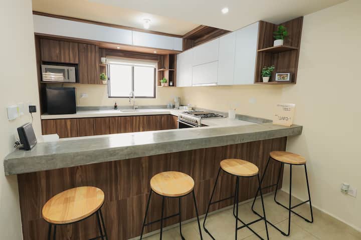 Casa Familiar En Fracc. Privado - 치와와
