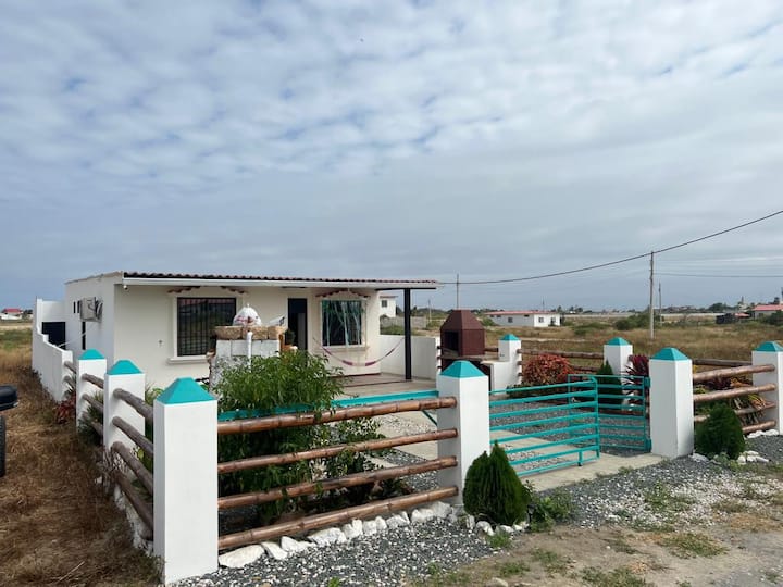 Hermosa Villa Cerca De Todo - Punta Blanca