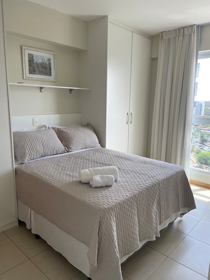 Flat C/varanda E Vista Esplanada - Brasília