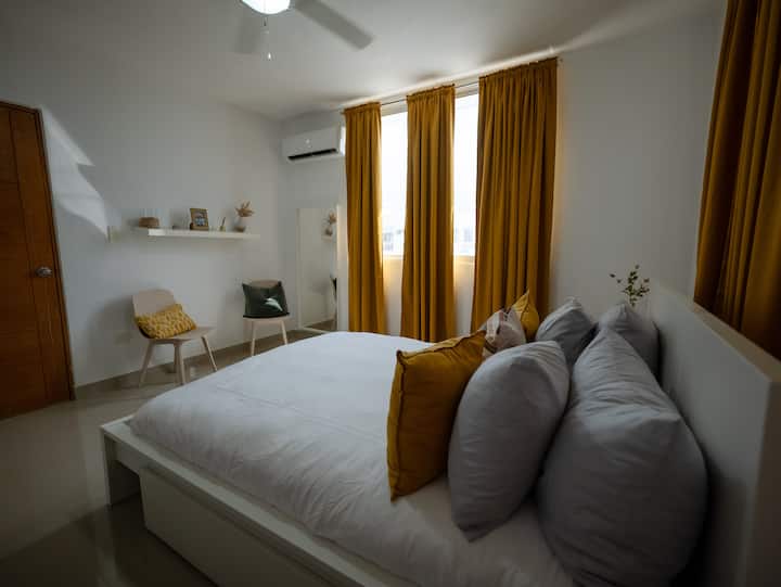 White Sand Beach – Private Access + Free Shuttle - Punta Cana