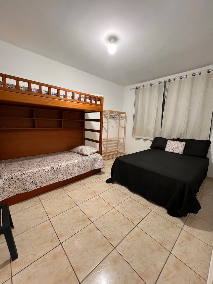 Casa Pequena Em Atibaia - Atibaia
