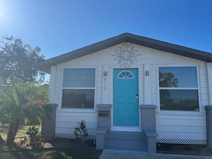 Downtown Sarasota Cottage | Lido Key Siesta Key - Sarasota, FL