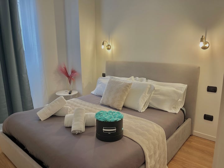 Edolo#28 • Près Du Métro Et De La Gare Centrale - Milão