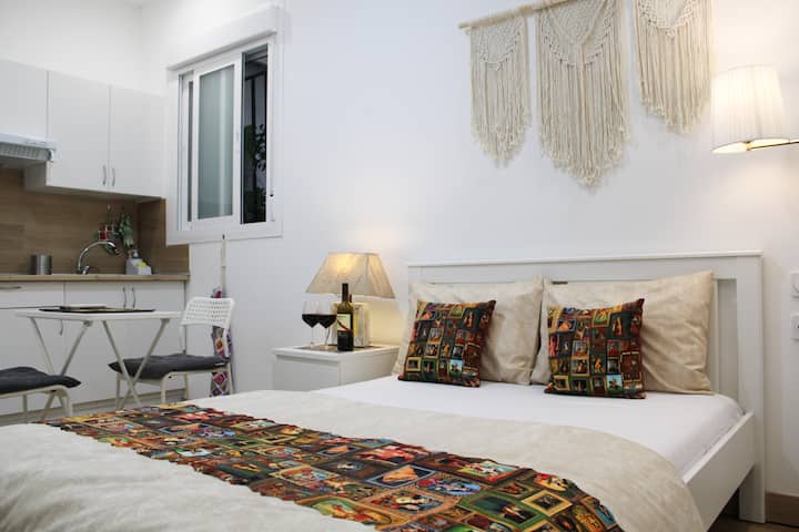 C-newlyestablished(wi-fi~ac~nespresso~tv~safe) - Madrid