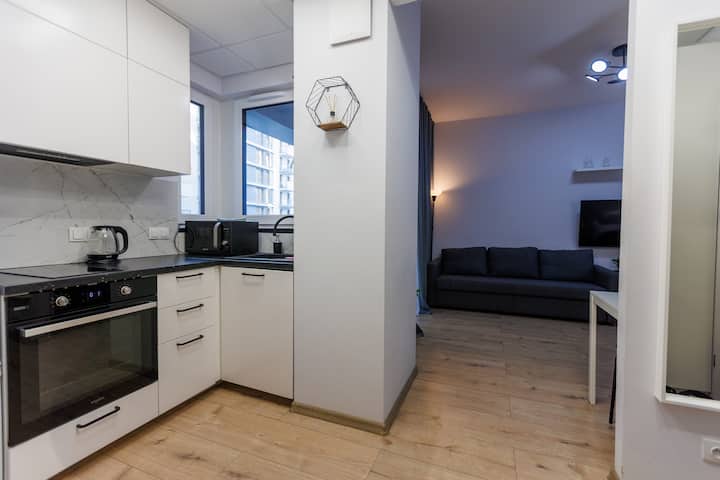 *1aad Apartment Petrovdom In Bliska Tower Wola - Warschau