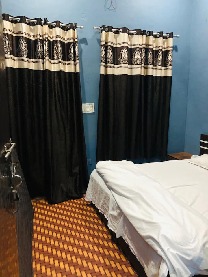 Krishna Rooms - Mathura