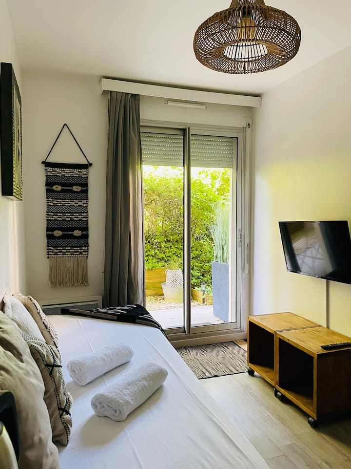 Centre-ville, Studio 21 Avec Terrasse Et Parking - Chartres