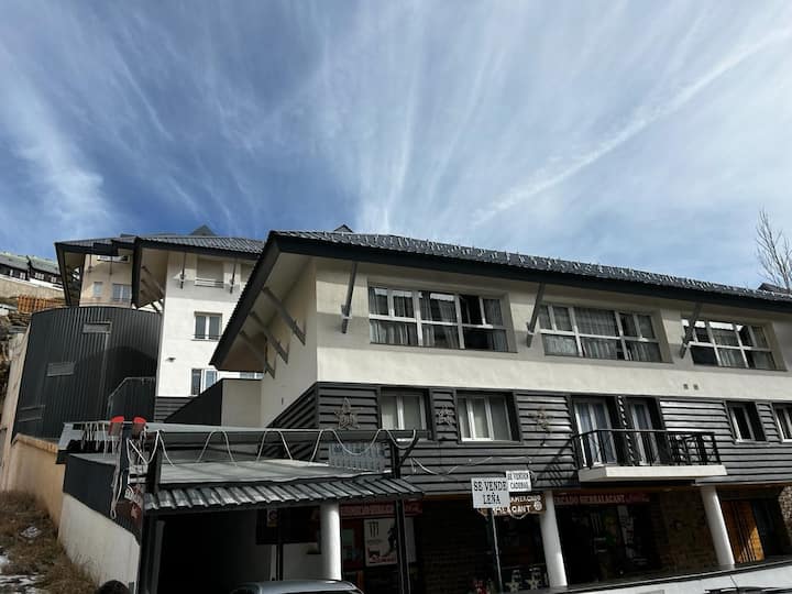 Apto. 2 H 2 Baños. Wifi. Parking - Sierra Nevada
