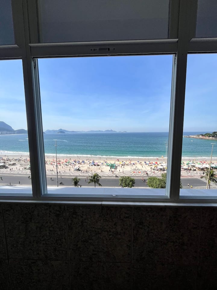 Apartamento Frente Mar Av Atlântica - Rio De Janeiro