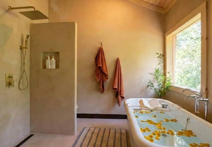 Huge Soaking Tub & Wood Sauna | Close To Ski Mtn - Idaho (State)