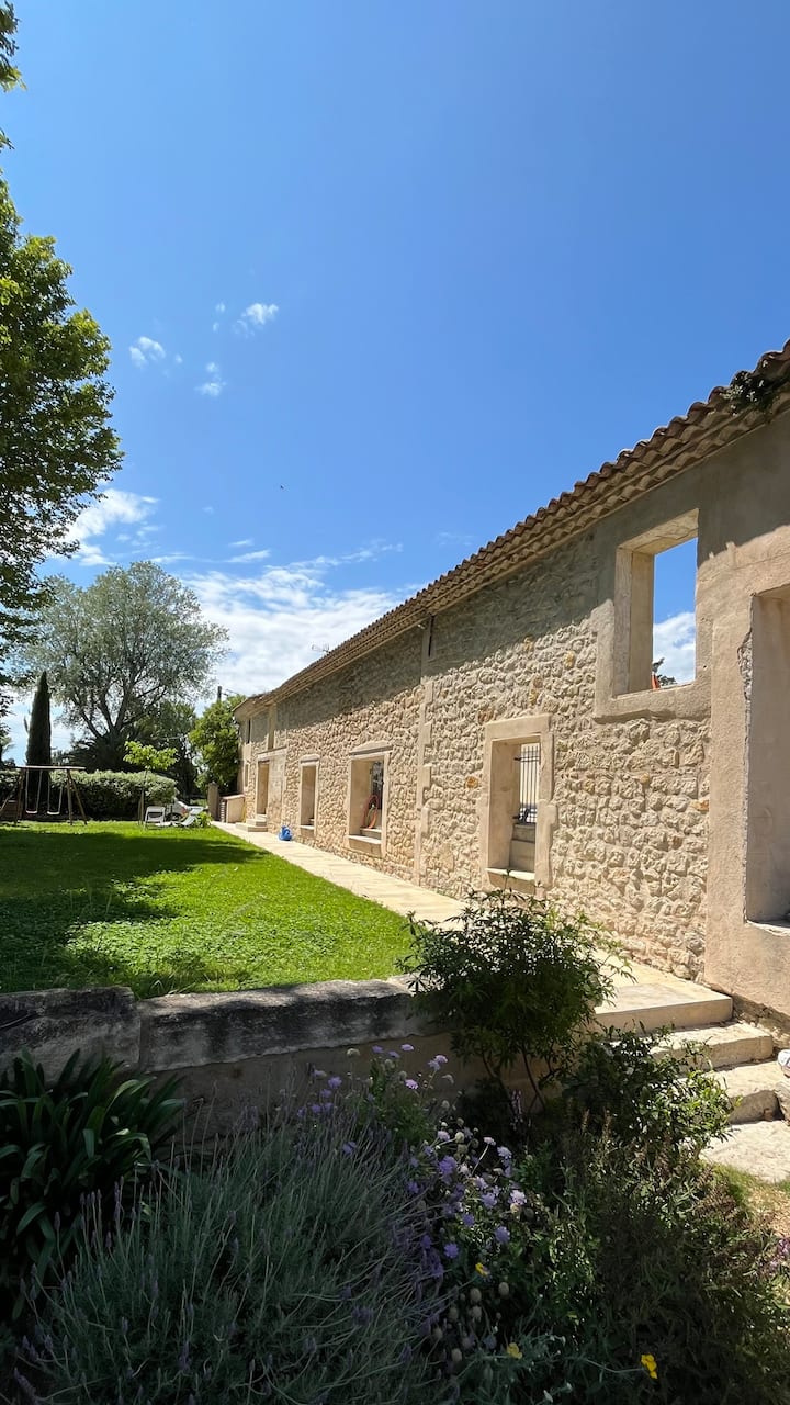 Ancienne Bergerie Avec Piscine à 10mn D’arles - Arlés