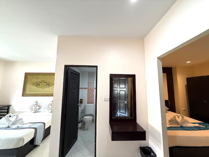 Thai Classic House 2 Bedroom Studio - Patong Beach