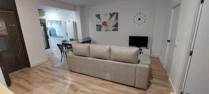 Apartamento Con Terraza - Valencia