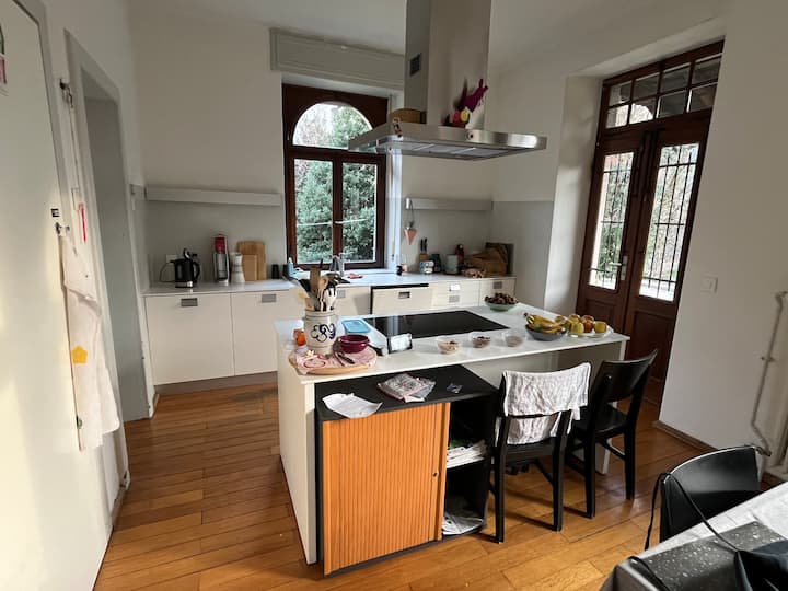 Spacious Room With Balcony And Shared Kitchen - Bellinzona