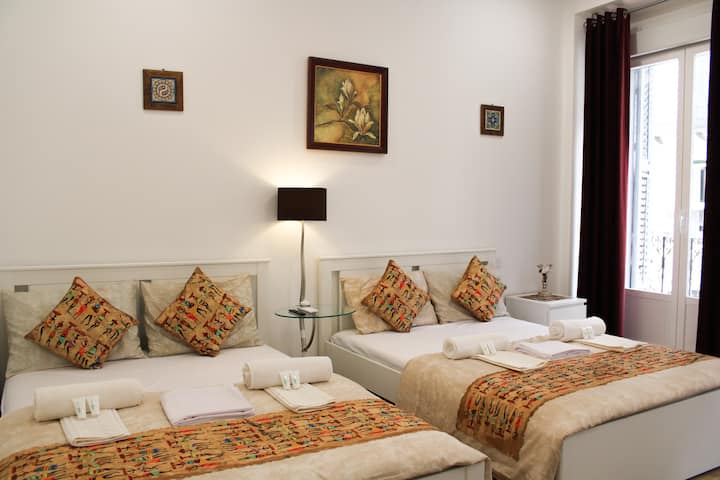A-newlyestablished(wi-fi~ac~nespresso~tv~safe)- - Madrid