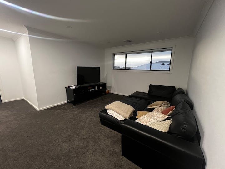 Convenient Location In Sunbury - Sunbury