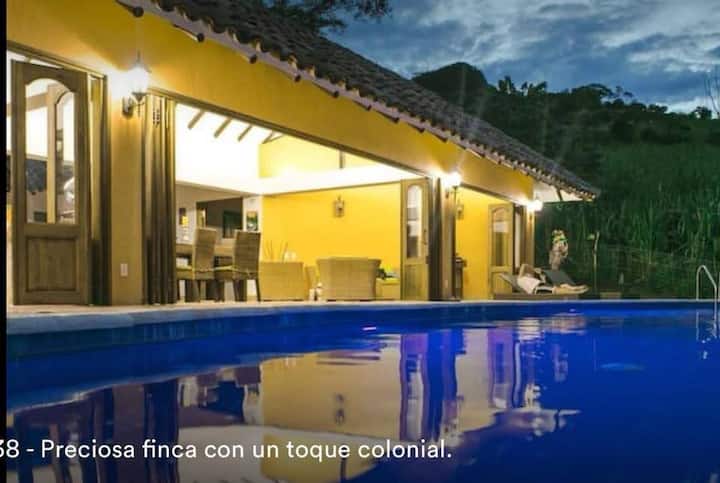 Finca Colonial En Tobia - Chía