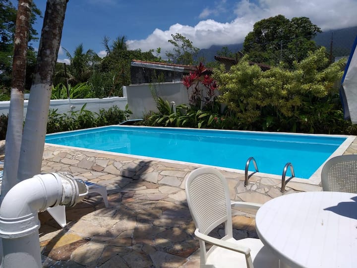 Casa Condominio Fechado Com Ar Condicionado 
Wi-fi - Caraguatatuba