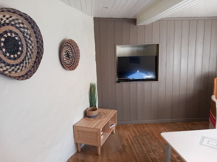 Appartement Indépendant 3 Personnes Avec Terrasse - Molló