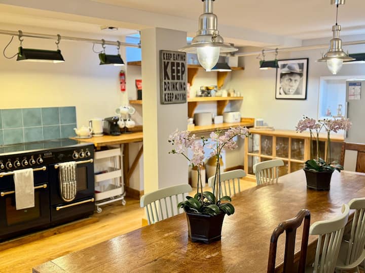 A Wonderful Cotswold House - Stow-on-the-Wold