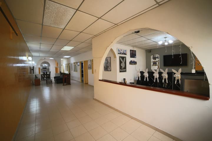 Se Renta Hotel - Armenia, Colombia