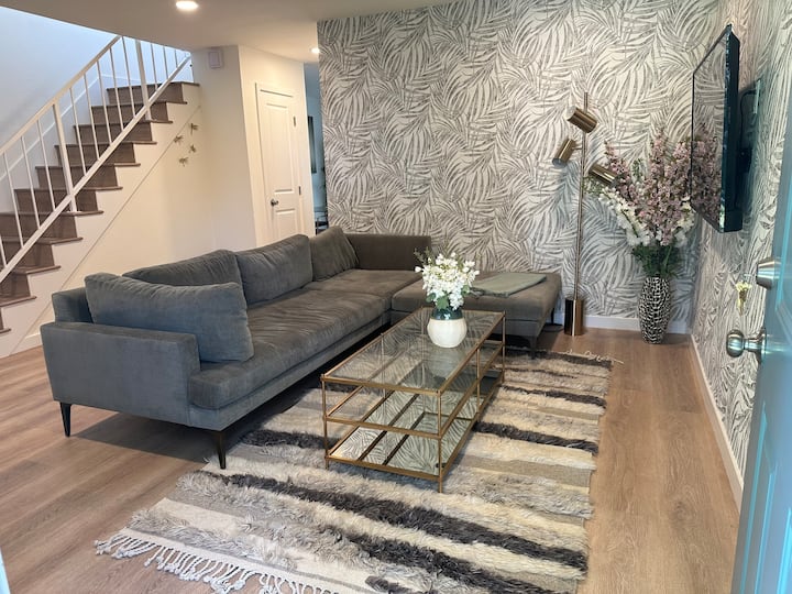 Comfy Family Beach Getaway - Carson, CA