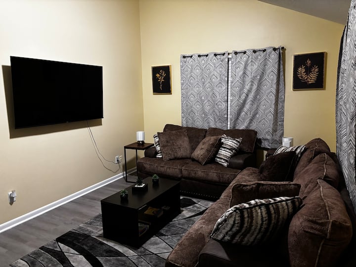2 Bed 1 Bath Condo, Great Central Location In Town - Warner Robins, GA