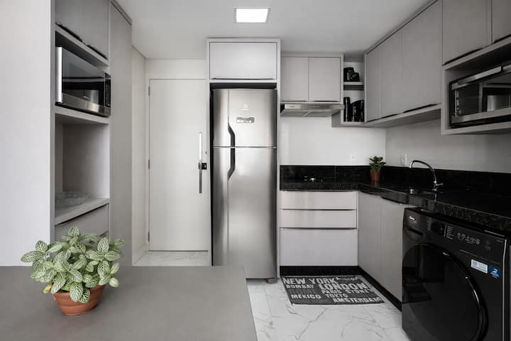 Apto A Passos Do Mar E Do Shopping - Balneário Camboriú