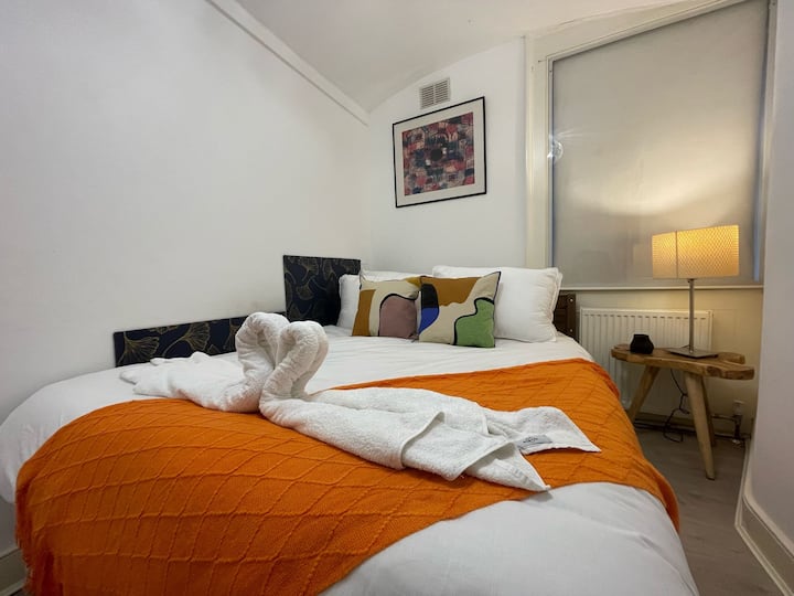 Central Point Apartment - Bloomsbury