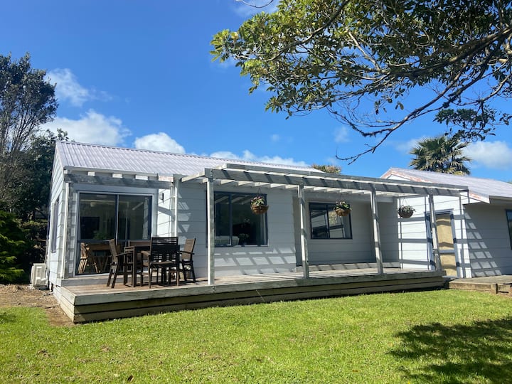Little Bit Country By The Beach - Raglan