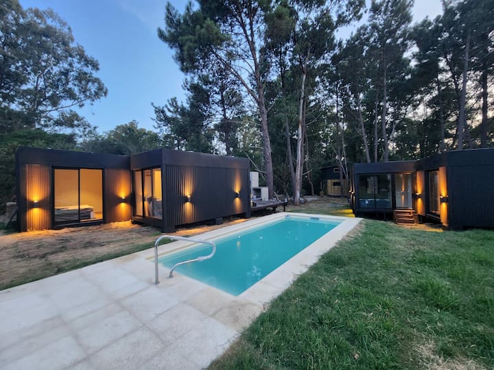 Nuevo Complejo De 4 Casas - Punta Colorada