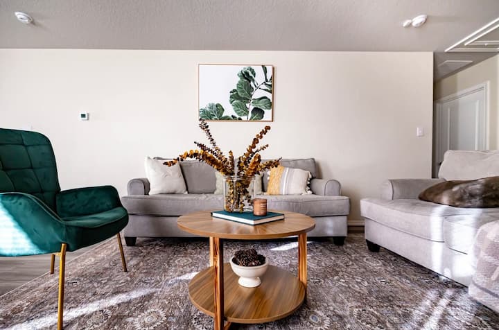 Near Lackland Afb | Seaworld | Family Retreat - San Antonio, TX