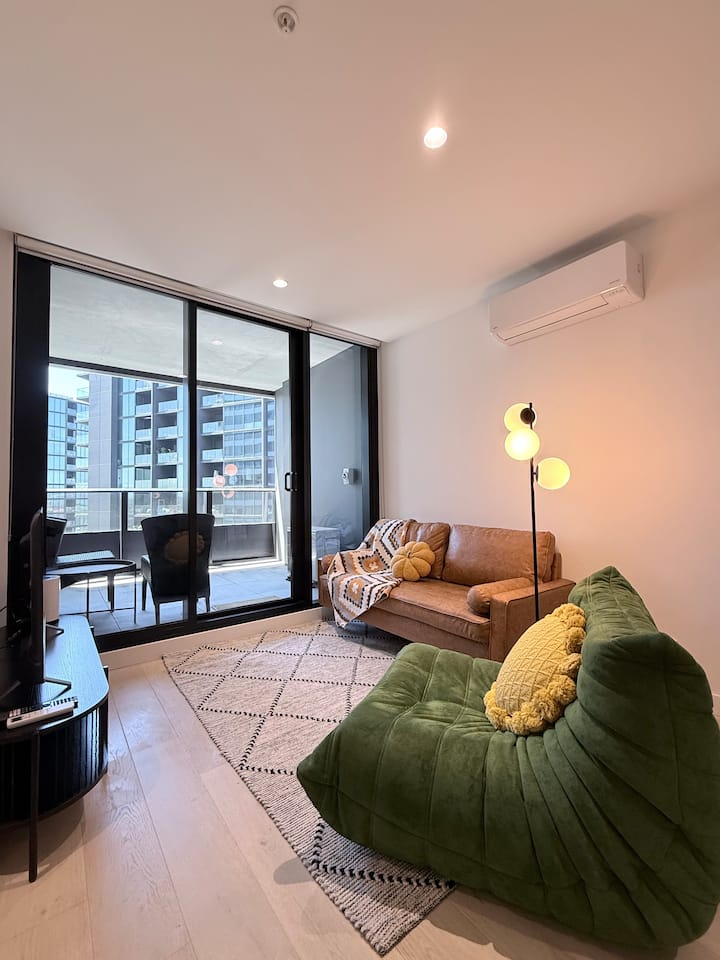 Tranquil Apartment-free Parking - Williamstown