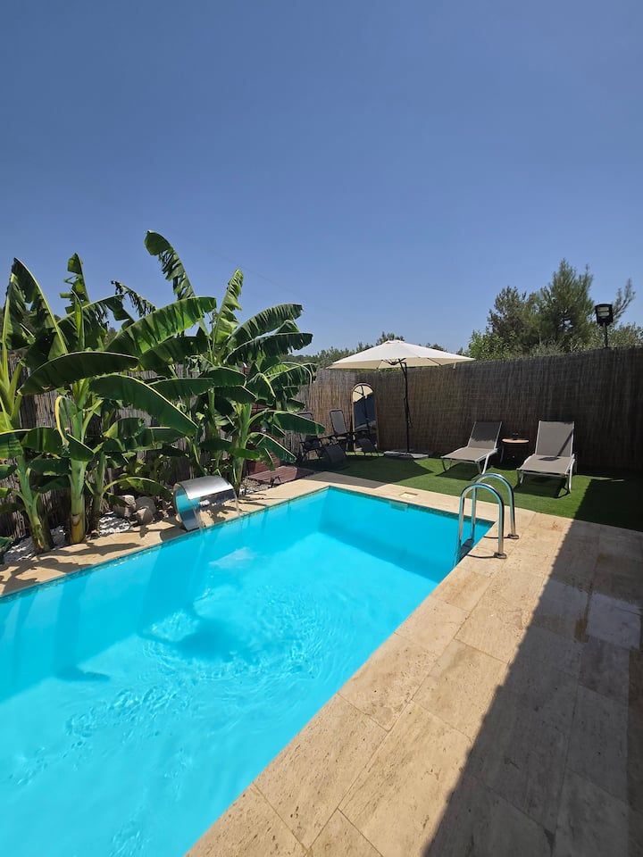 Private Pool, Jacuzzi, Secluded Tiny House Urla - Barbaros