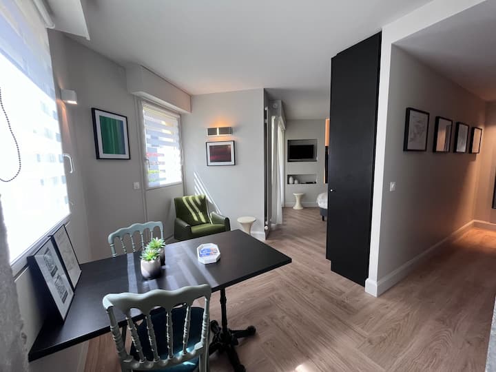 Studio Galdese - Parking Privé Sécu + Gare à Pied - Montigny-lès-Metz