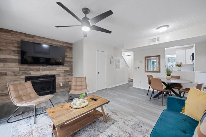 Spacious 2br Condo Downtown Historic Springfield - Jacksonville, FL