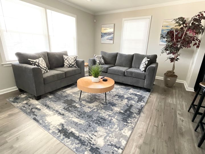 Home Near Downtown Raleigh - 羅裡