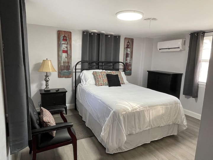 Travelers Quiet One Bedroom Apt - Lima, OH