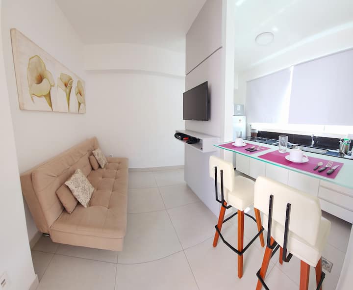 Funcional! Ar Cond, Piscina, Lavand. Comércio A Pé - Belo Horizonte