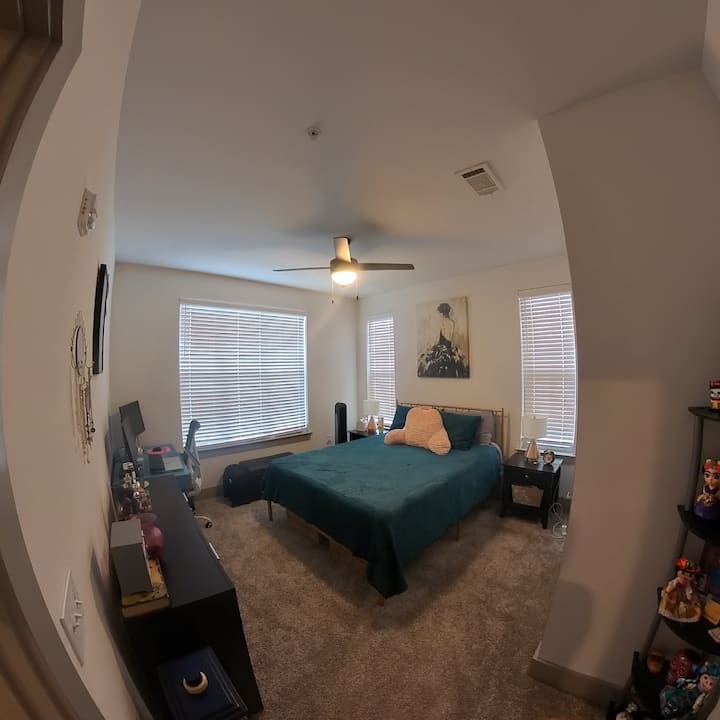 Modern Two Bedroom Getaway - Duluth, GA