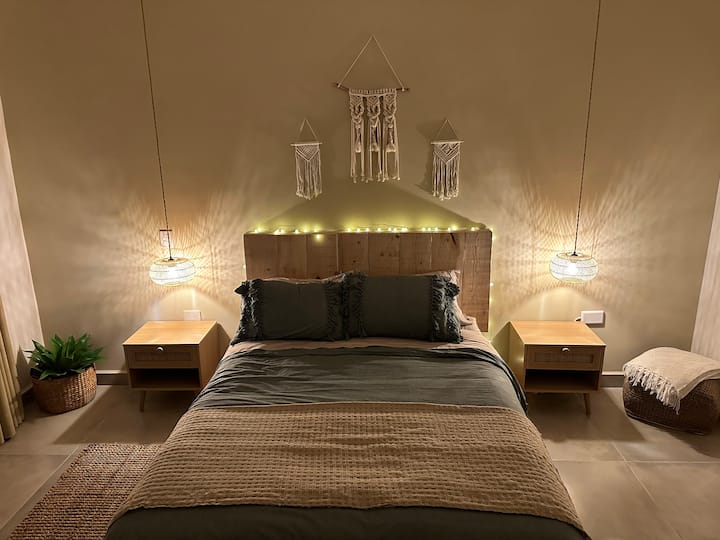 Solkram 1 Es Seguro, Ac, Espacioso, Y Facturamos. - Querétaro