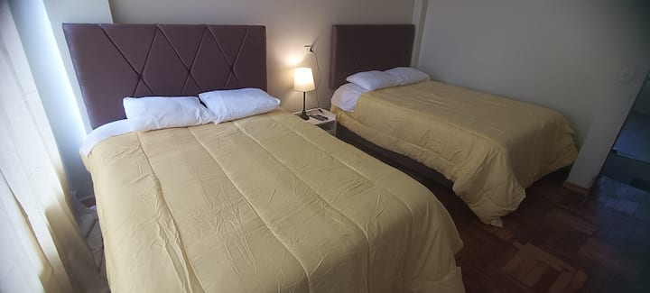 Hospedaje Para Grupos O Viajeros - Puno